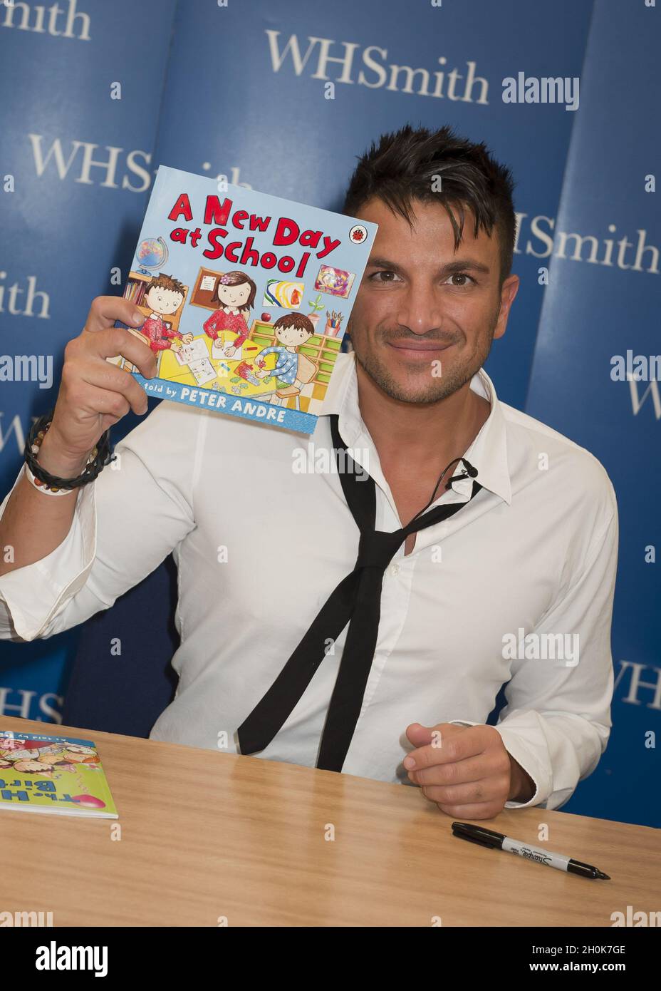 Peter Andre signs his new children's books at WH Smith, Churchill ...