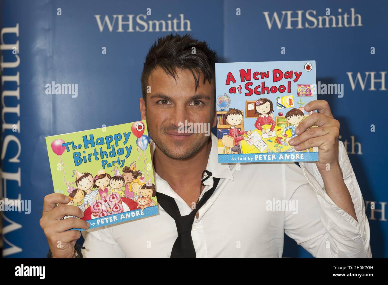 Peter Andre signs his new children's books at WH Smith, Churchill ...