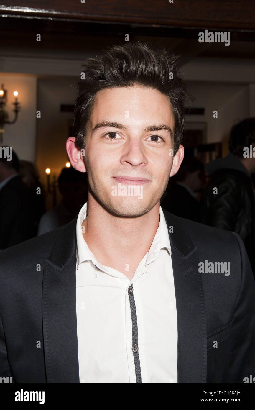 Bill bailey west end hi-res stock photography and images - Alamy