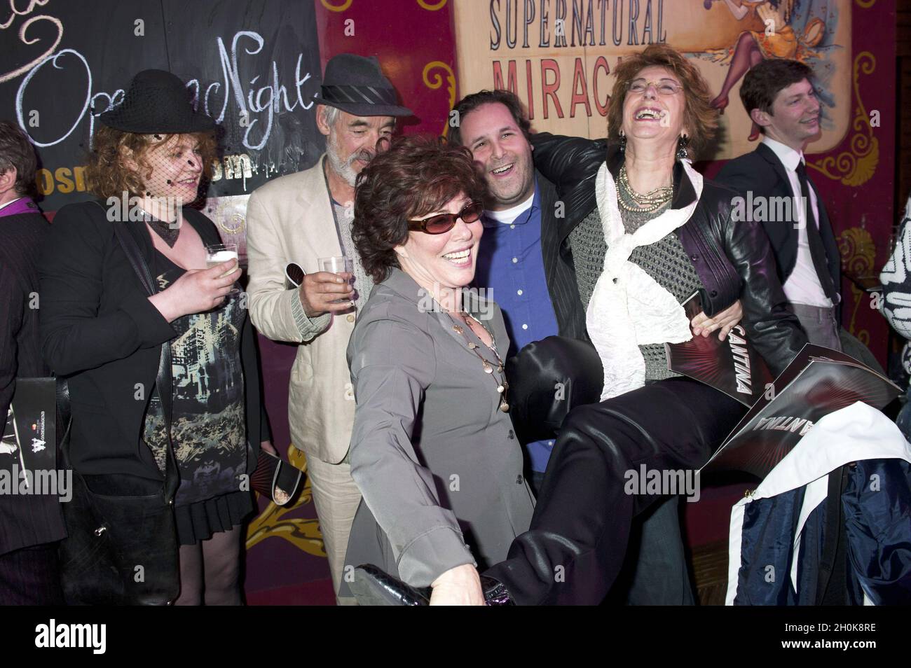 Ruby Wax, Maureen Lipman, Roger Lloyd-Pack and guests at the 'Cantina ...
