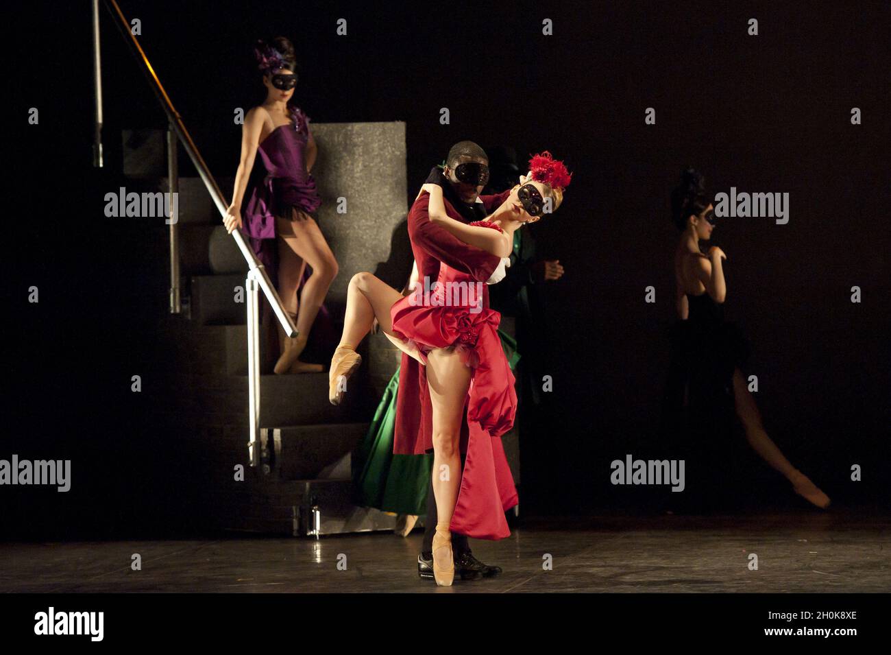 Kerry Birkett from English National Ballet and Christian 'Bounce ...