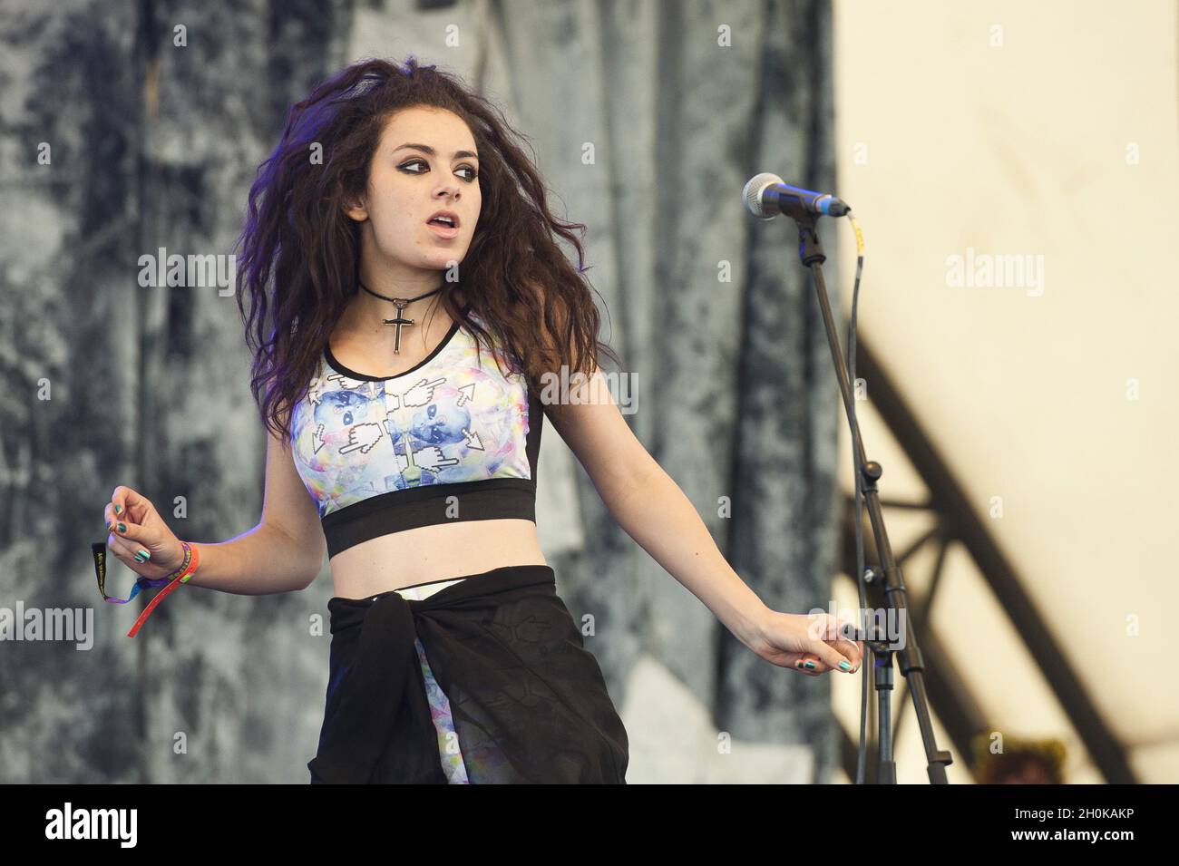 Charli xcx 2012 hi-res stock photography and images - Alamy