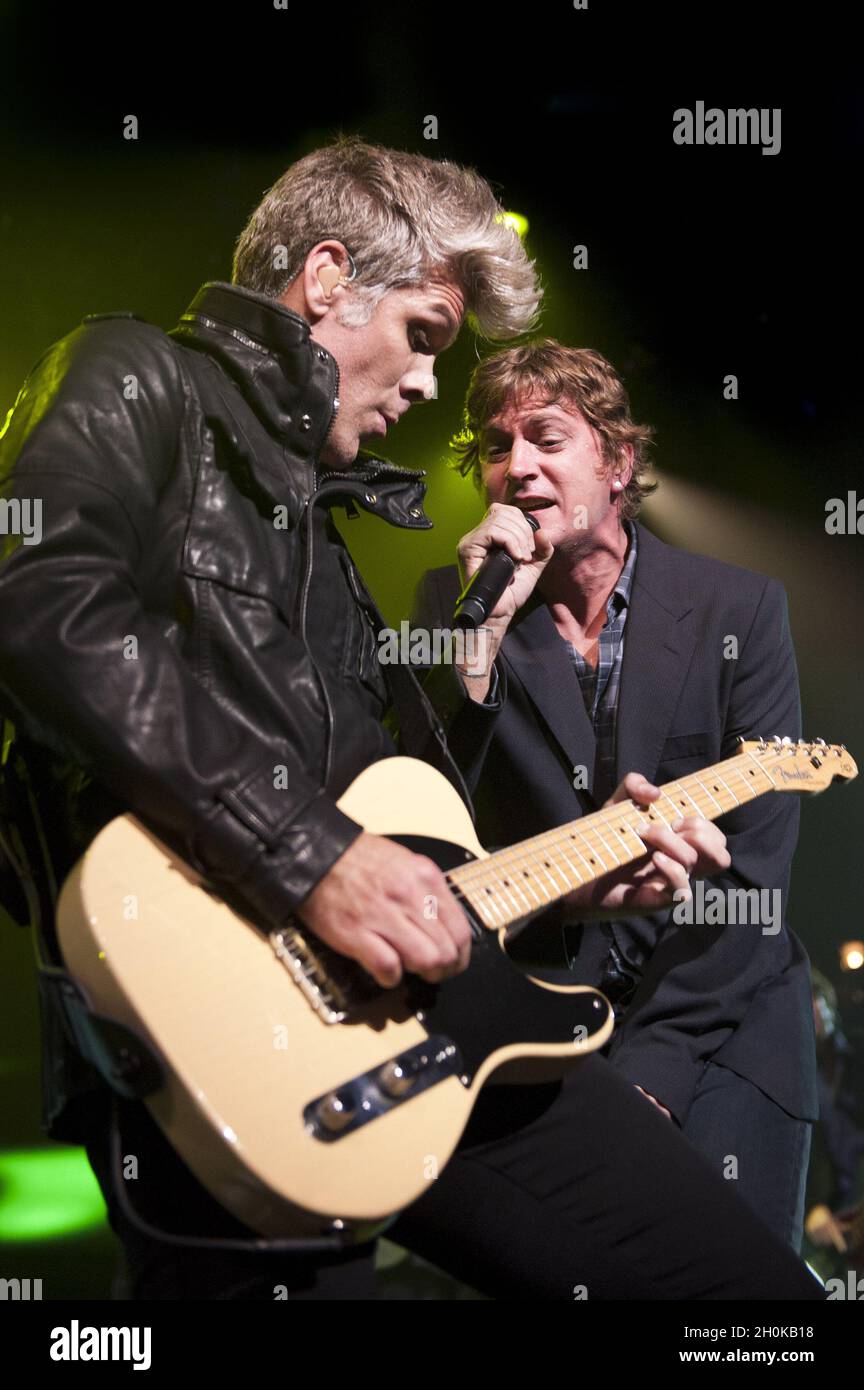 Matchbox 20 kyle cook hi-res stock photography and images - Alamy
