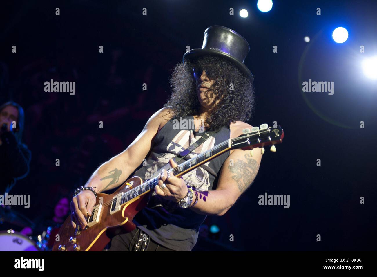 Slash performs live on stage, O2 Academy, Brixton, London Stock Photo ...