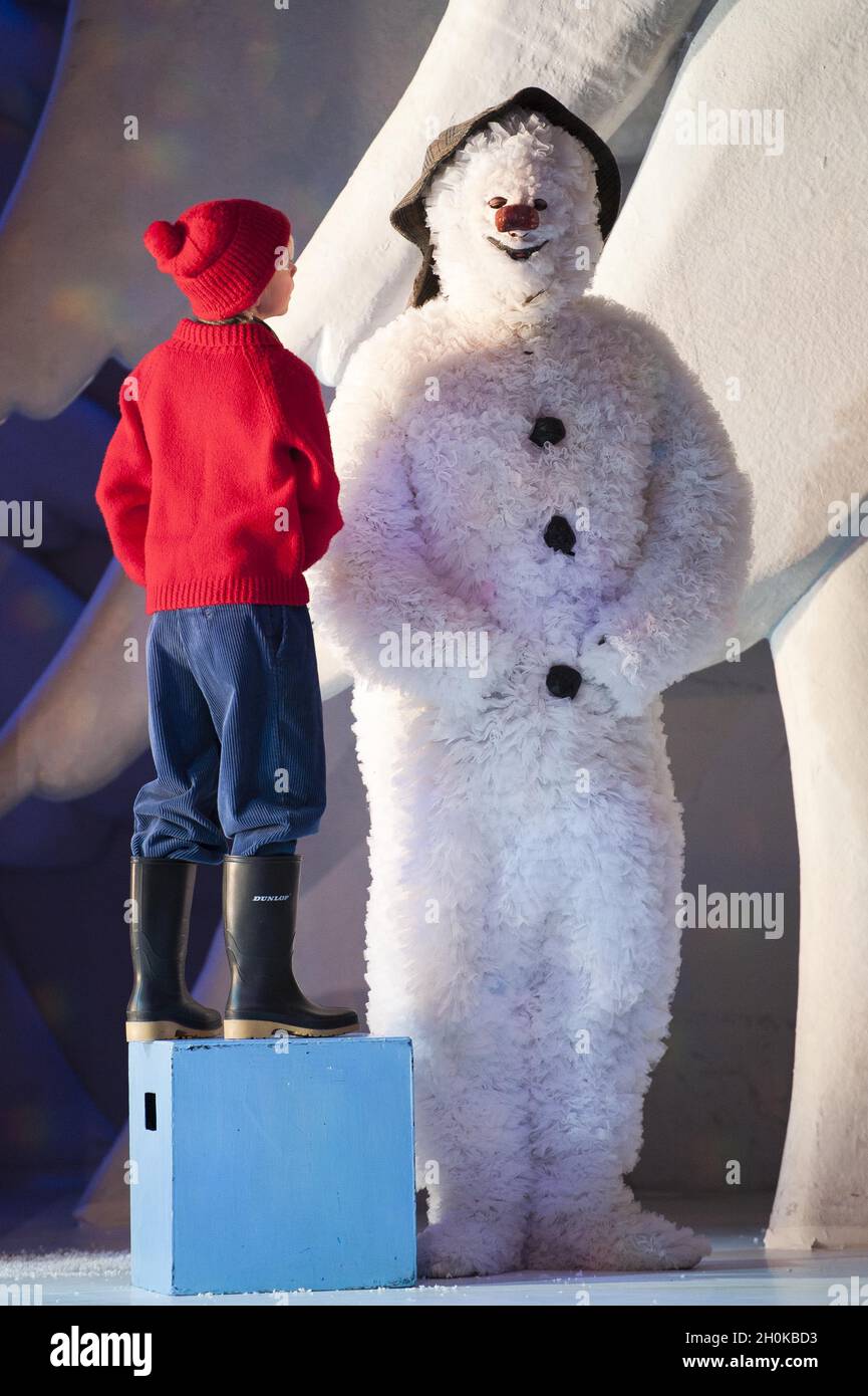 A scene from The Snowman, performed by the Birmingham Repertory Theatre ...