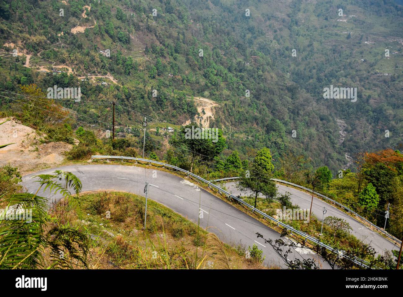 Complete U Turn road of National Highway 717, passing through Lava ...