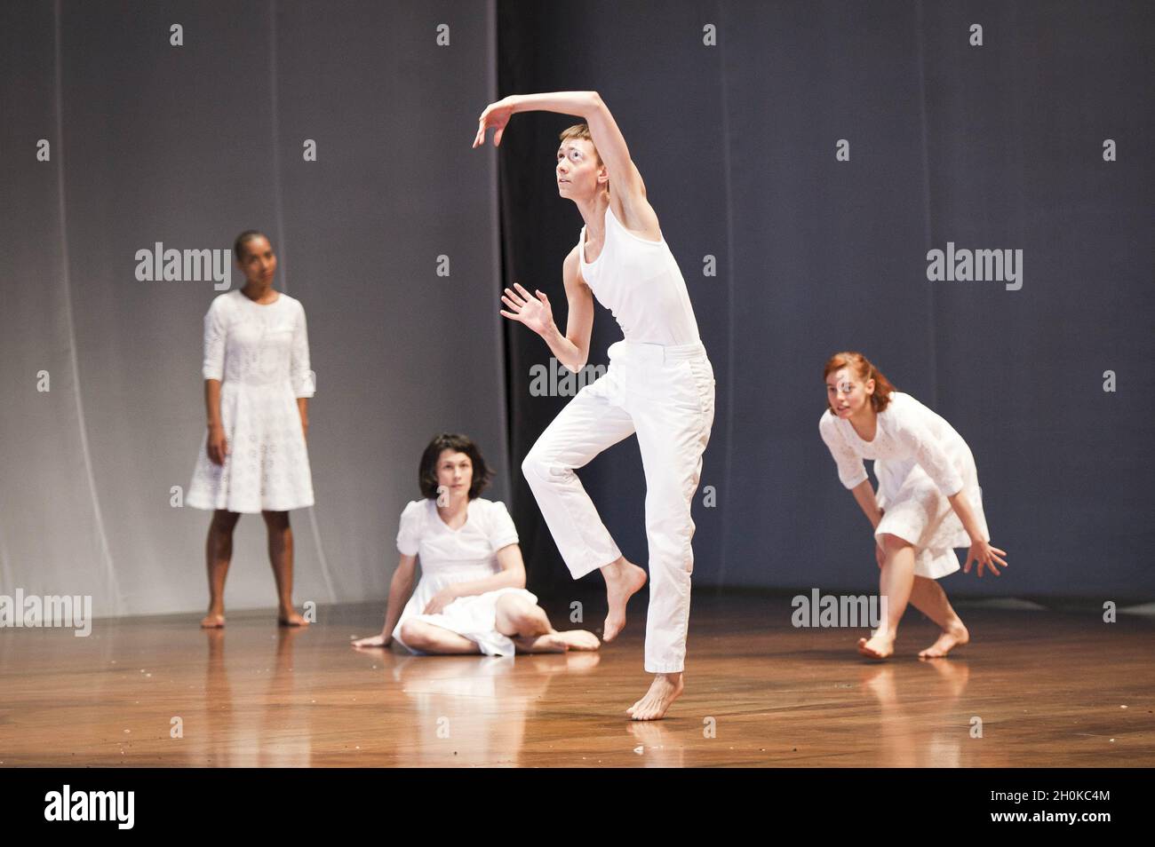 Fabulous Beast Dance Theatre rehearse Petrushka at Sadler's Wells in ...