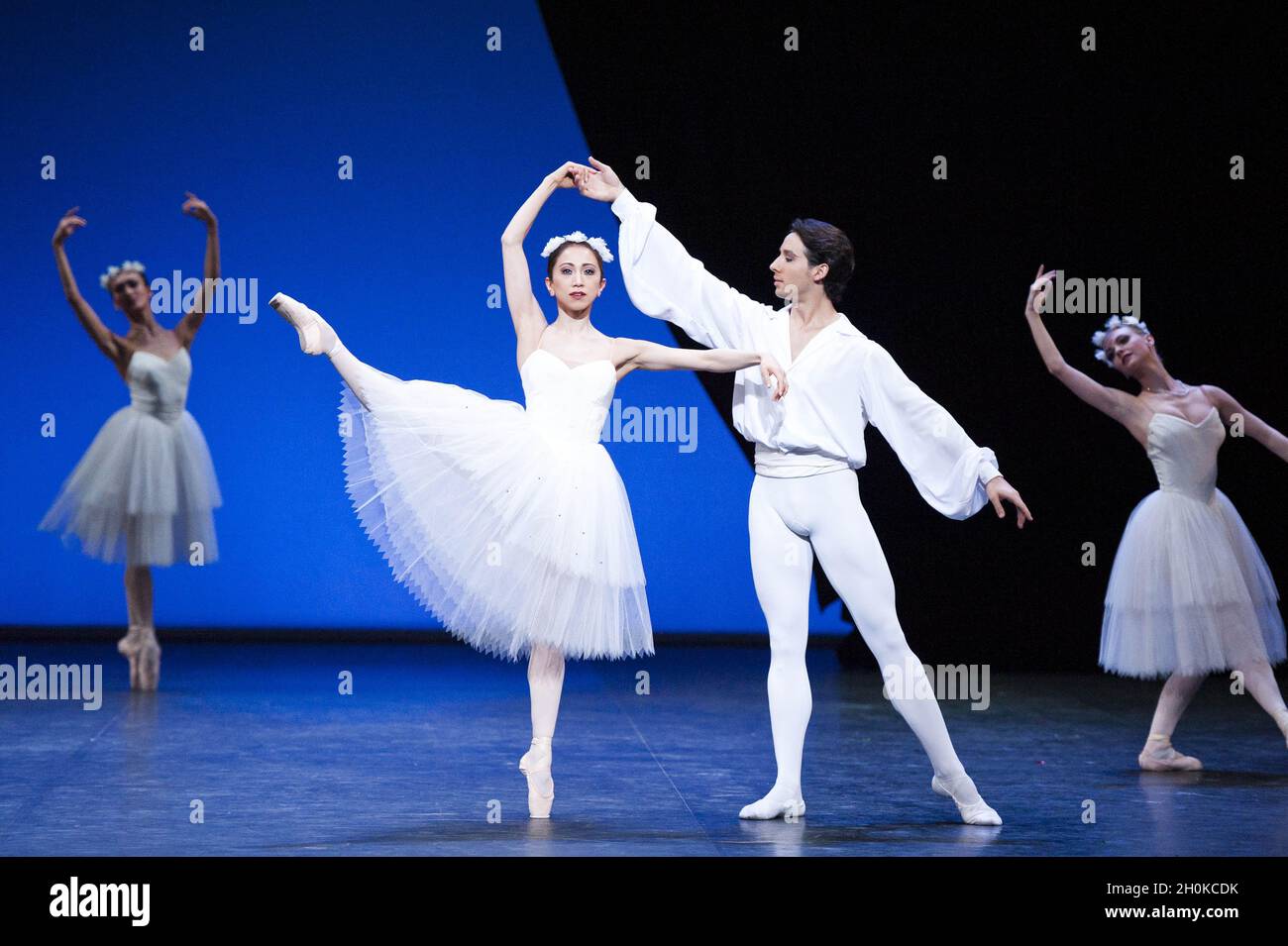 English National Ballet dancers perform Etudes as part of "Ecstasy ...