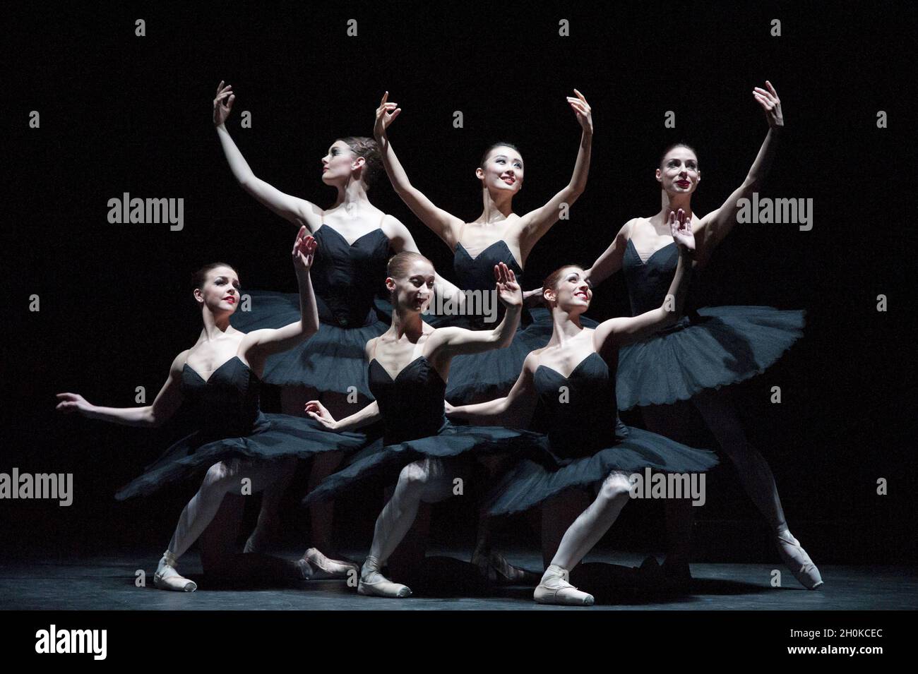 English National Ballet dancers perform Etudes as part of "Ecstasy ...