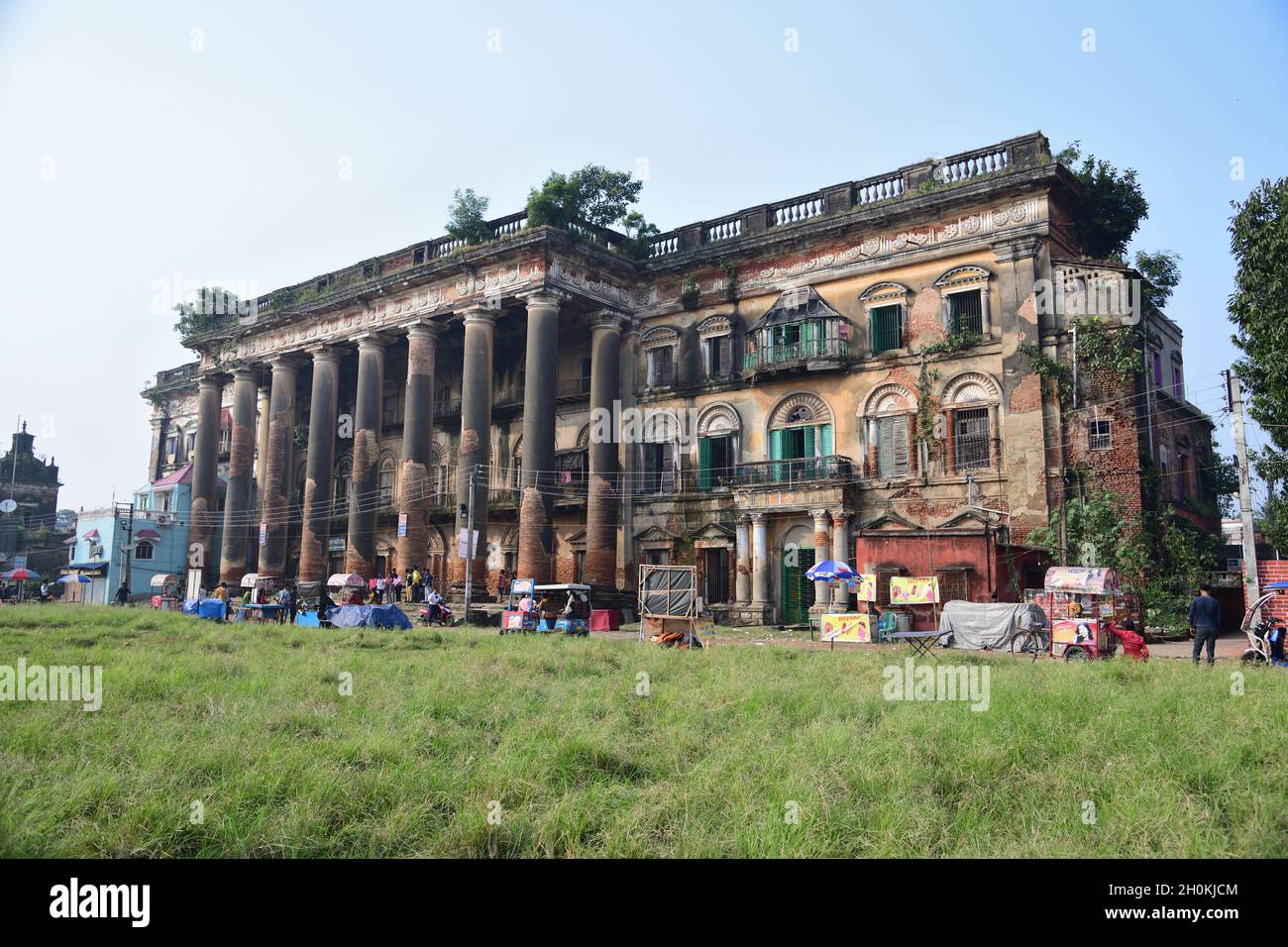 Dilapidated Andul Royal Palace. The colossal mansion of Anandadham or ...