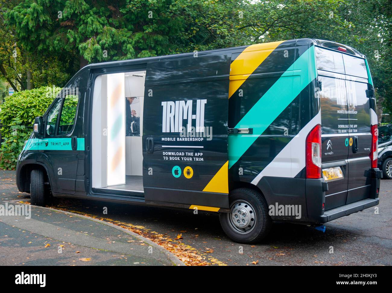 Trim-It mobile barbershop van parks up for appointments in Clarendon ...