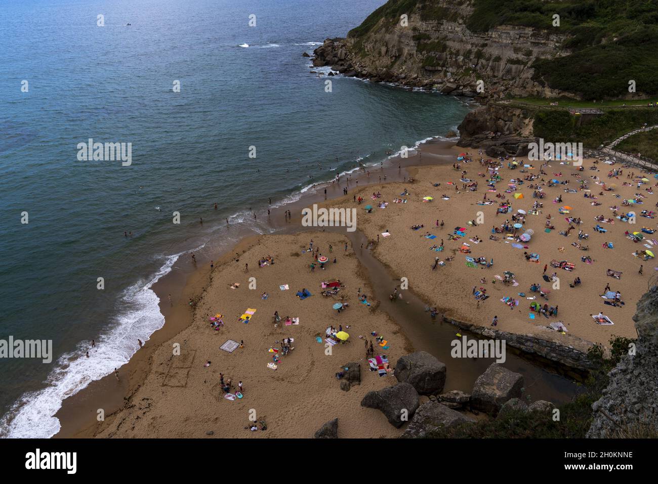 Aerial shot tourists beach cliffs hi-res stock photography and images ...