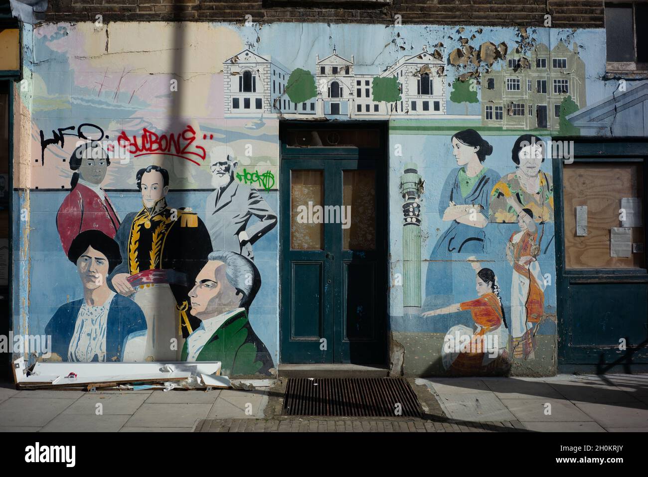 Fitzrovia mural hi-res stock photography and images - Alamy