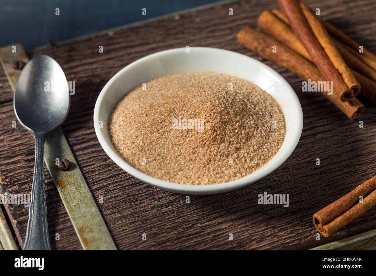Sugary cinnamon hi-res stock photography and images - Alamy