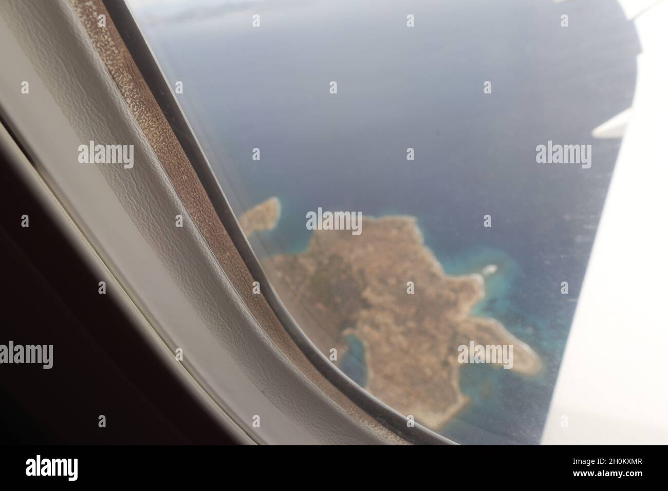 Aircraft window views Stock Photo - Alamy