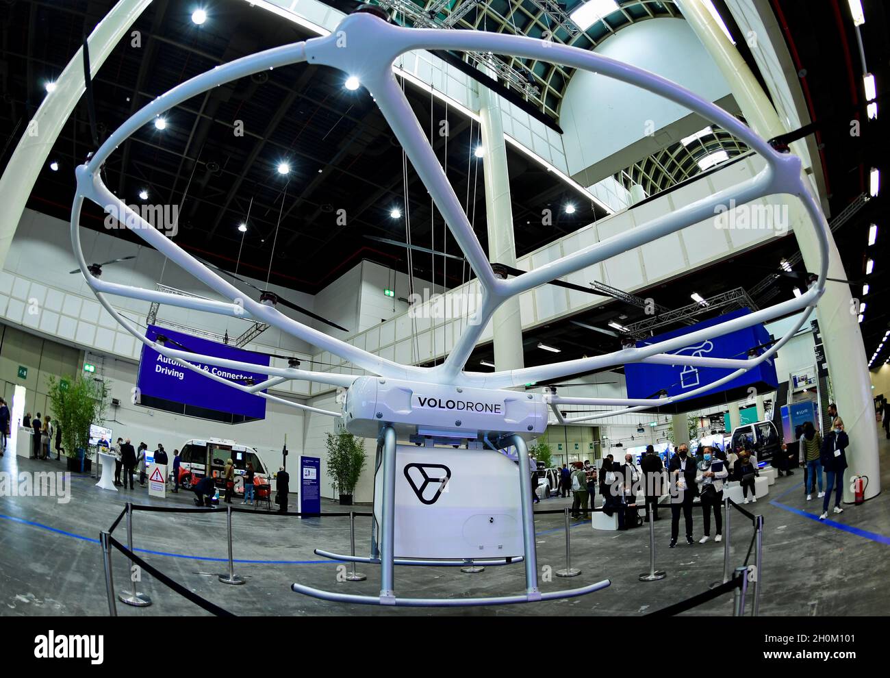 Transport systems hi-res stock photography and images - Alamy