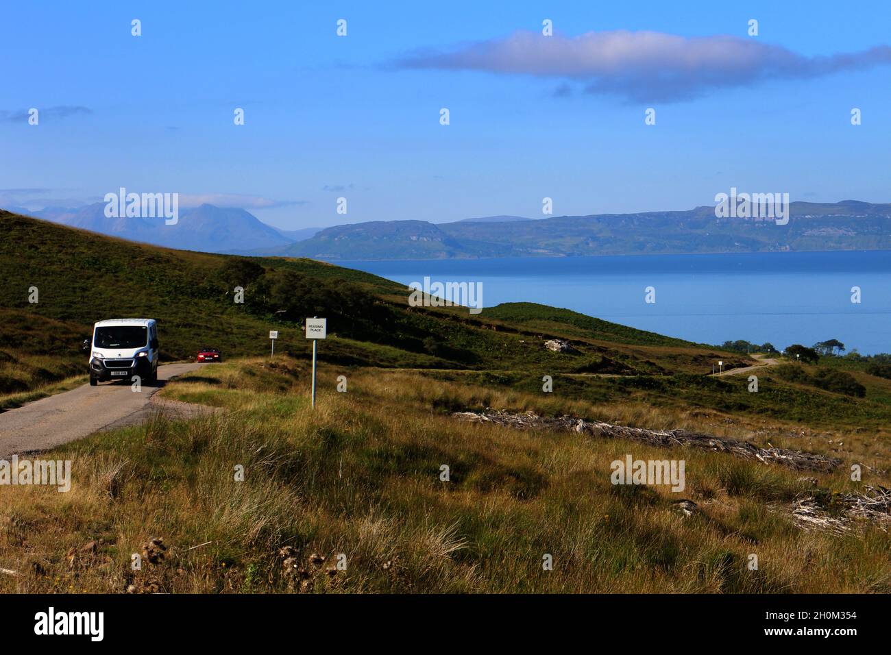 Apple Cross pass Stock Photo - Alamy
