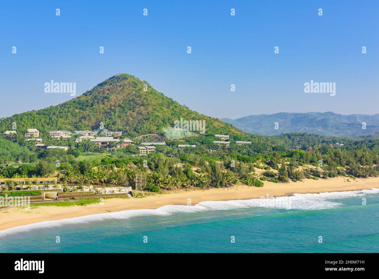 Hainan island beach hi-res stock photography and images - Alamy