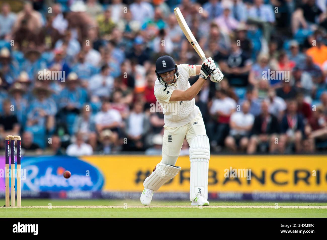 England’s Jos Butler bats Stock Photo - Alamy