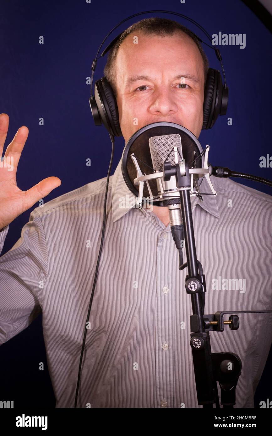 Coaching booth hi-res stock photography and images - Alamy