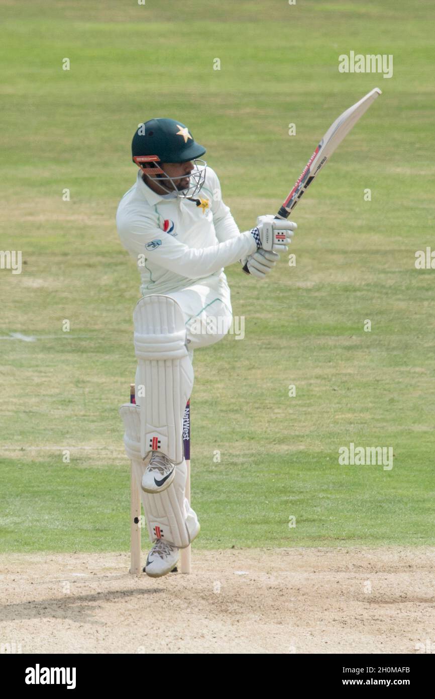 Pakistan’s Shadab Khan bats Stock Photo - Alamy