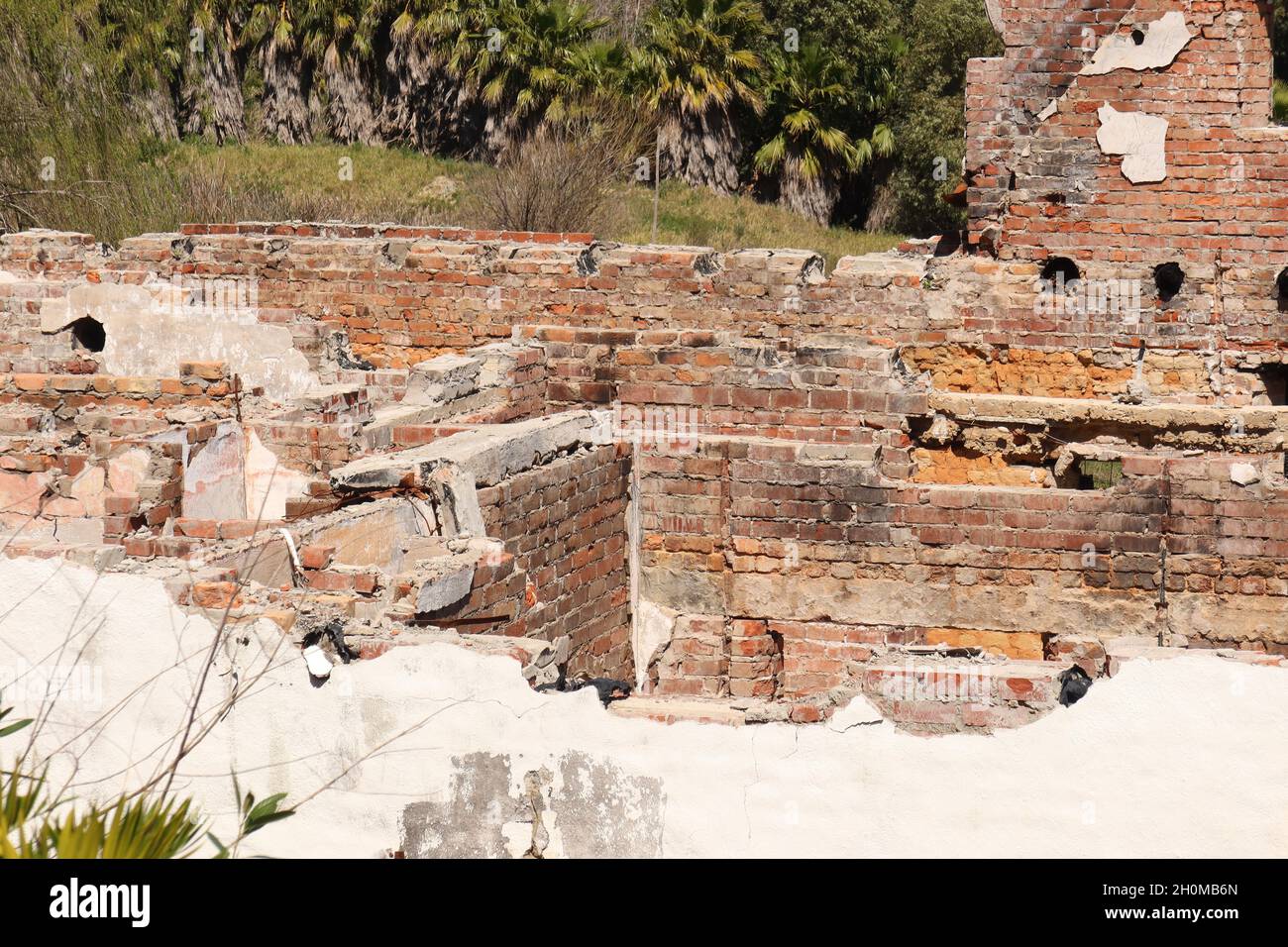 Ruins of a brick-wall building Stock Photo - Alamy