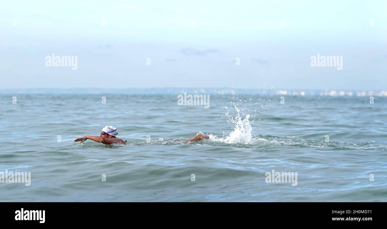 Australian endurance swimmer Chloe McCardel nears France during her ...