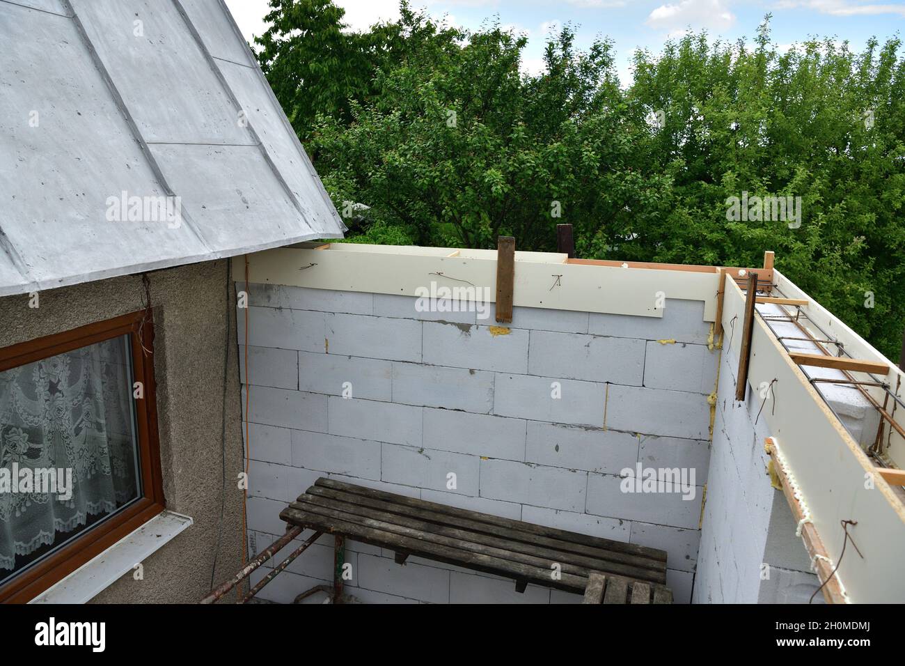 Formwork walls for concreting using wooden plate and iron wires Stock ...
