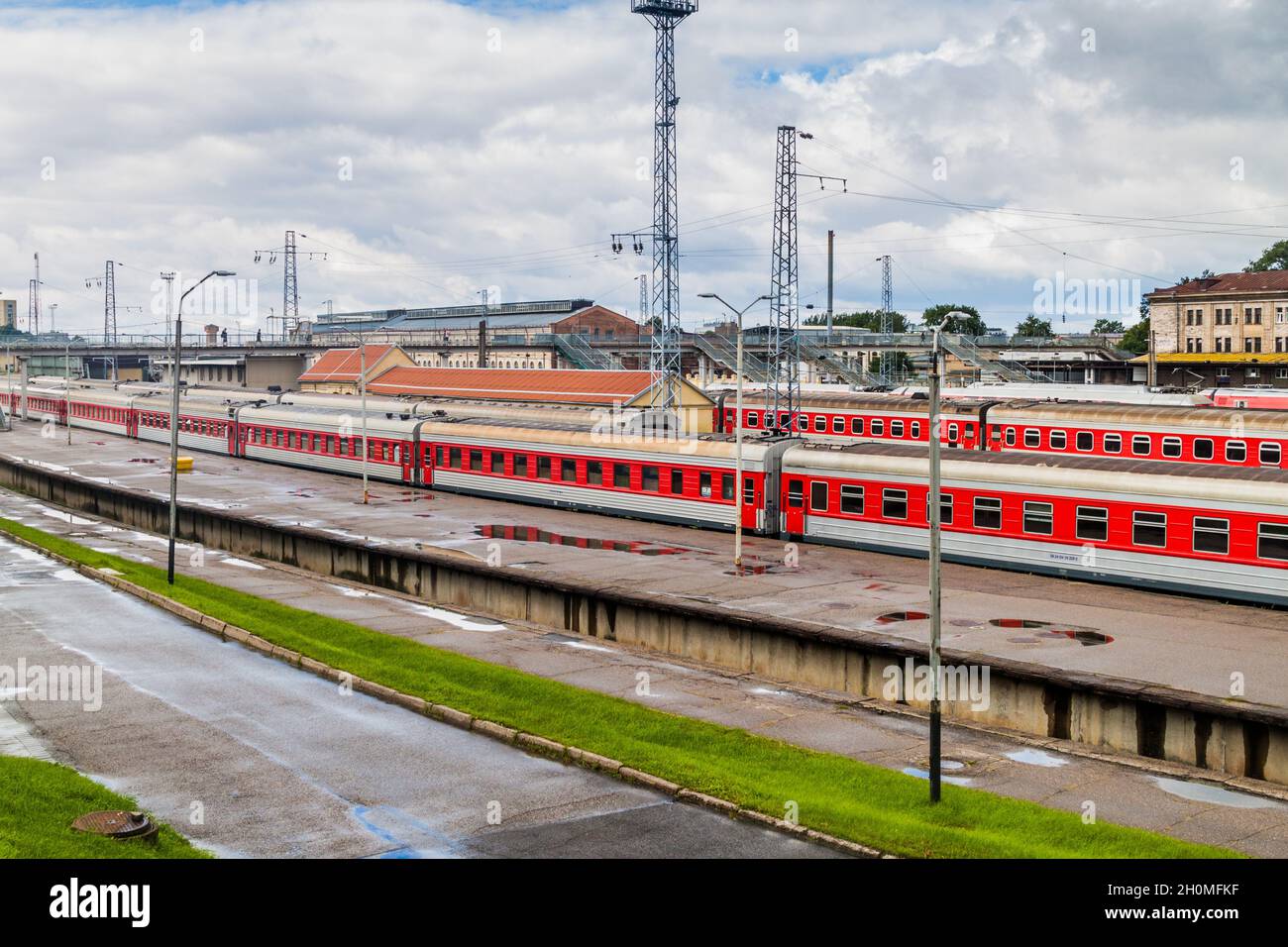 Trains at the main Train Station in Vilnius, Lithuania Stock Photo - Alamy