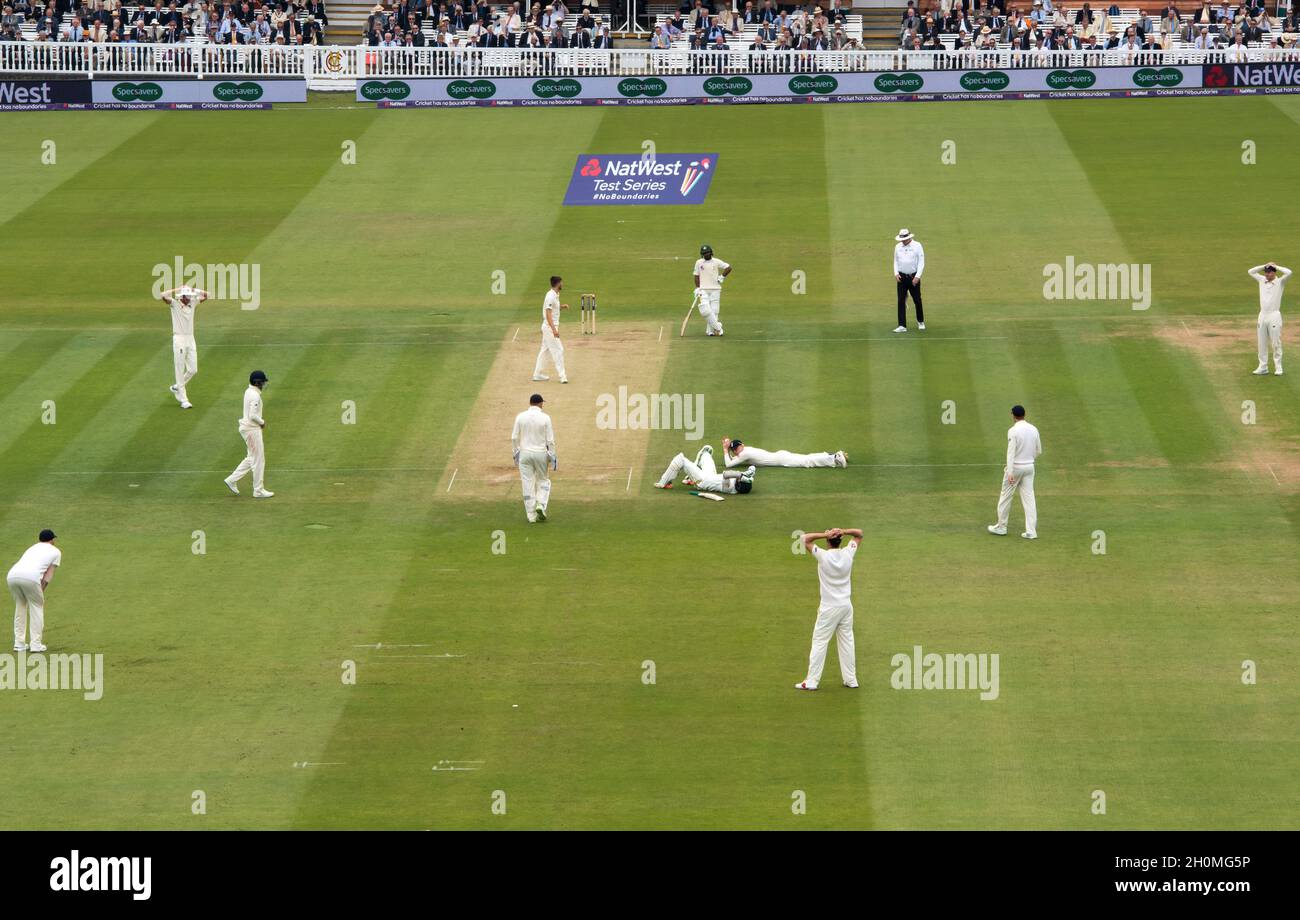 Dom bess test hi-res stock photography and images - Alamy