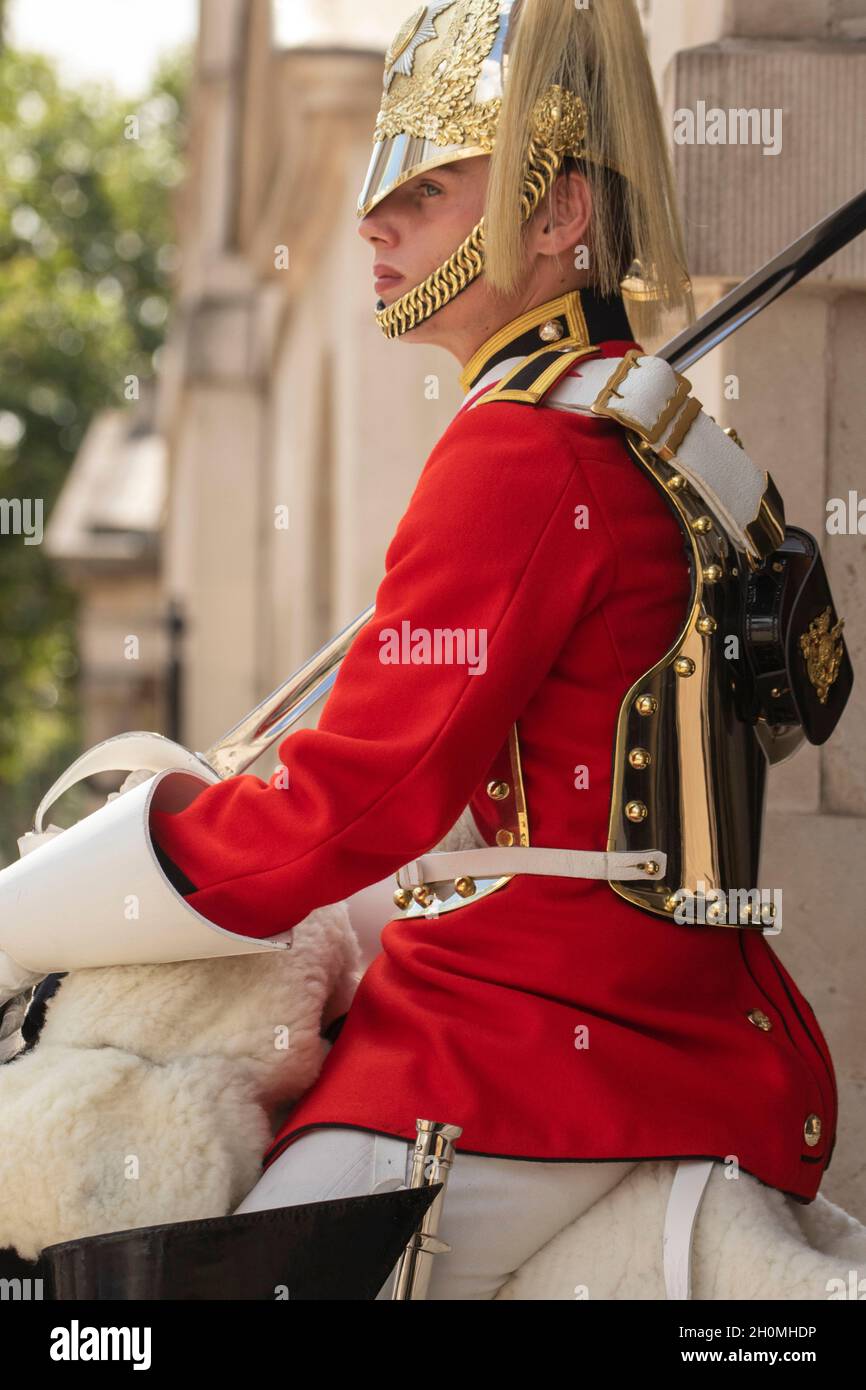 London tourist attraction trooper of the Life Guards on duty at Horse ...