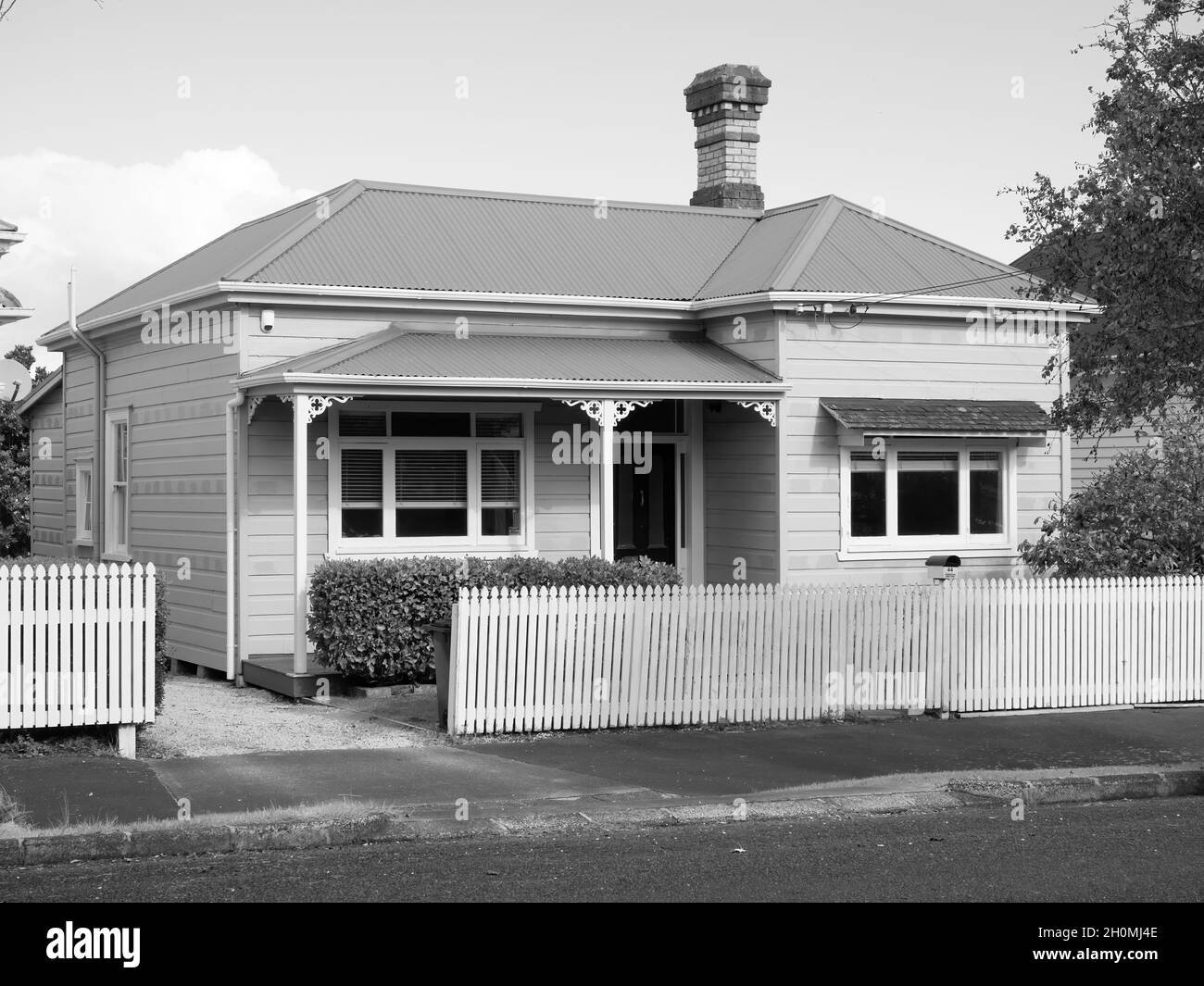 AUCKLAND, NEW ZEALAND - Apr 24, 2021: Modern villa in Ponsonby with Hip ...