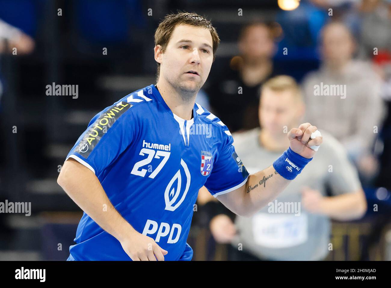 Ivan cupic handball hi-res stock photography and images - Alamy