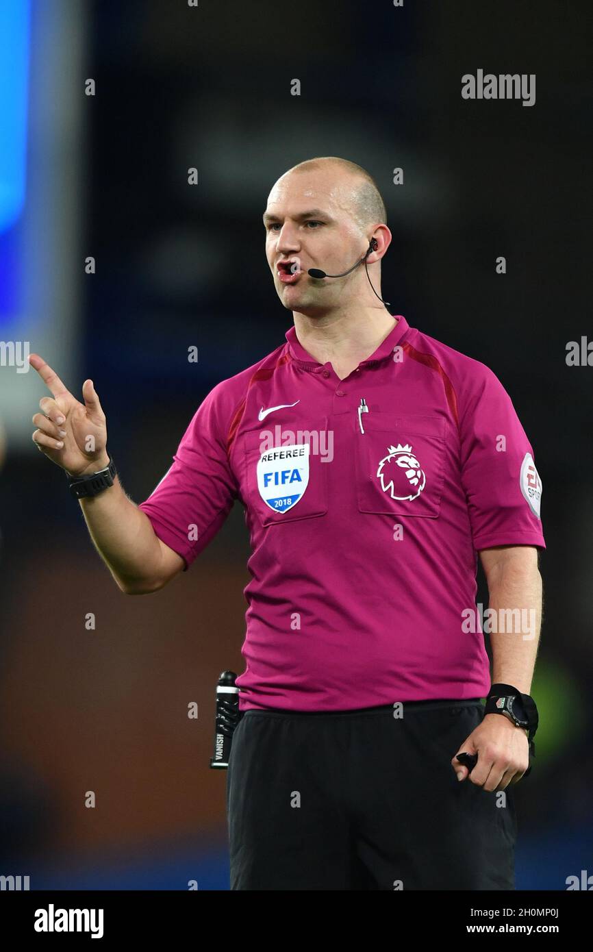 Match referee Bobby Madley Stock Photo - Alamy