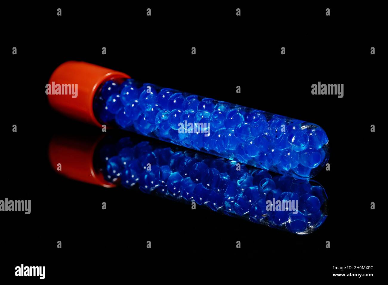 Microbiology vial hi-res stock photography and images - Alamy