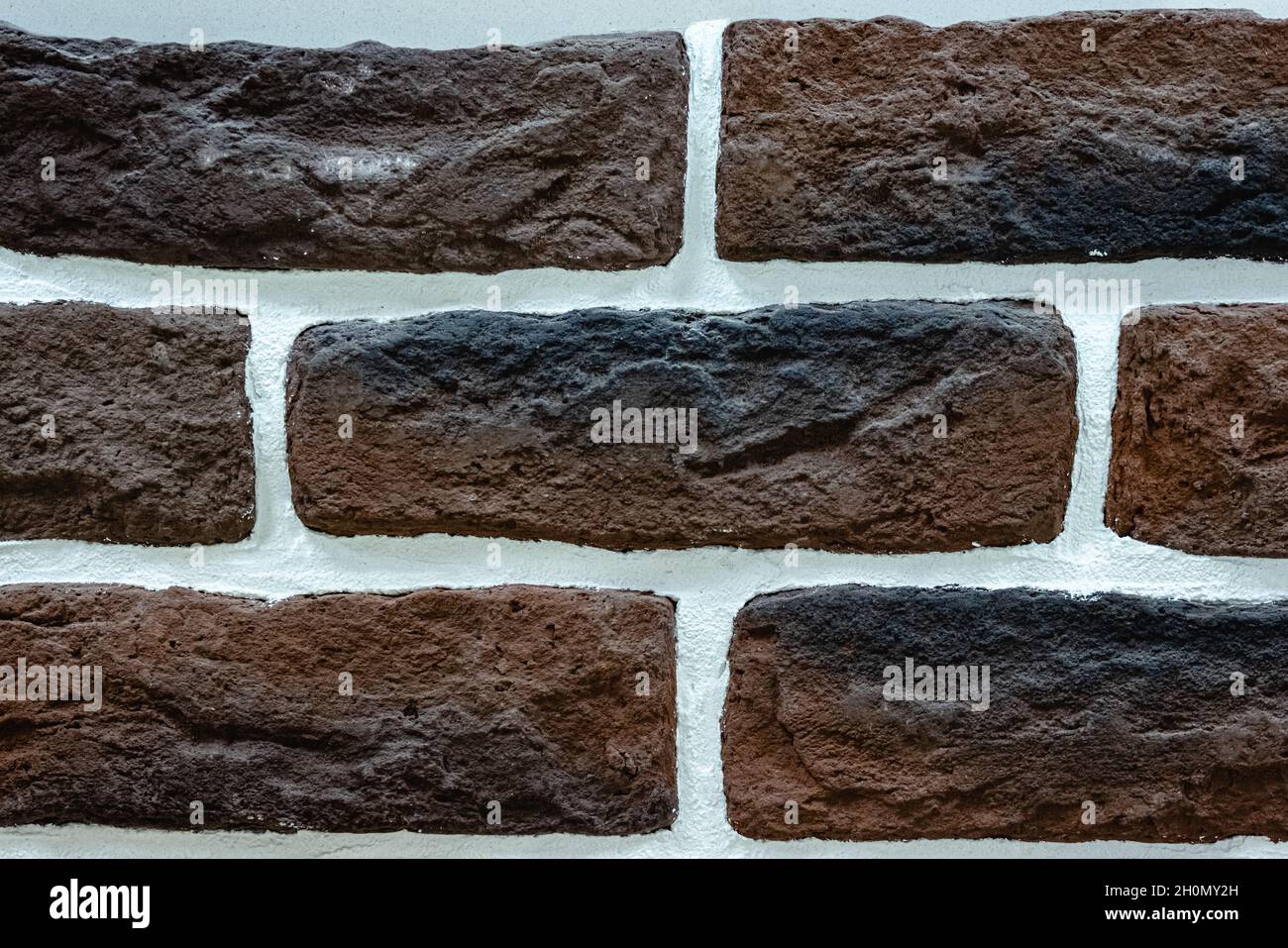 Rusty bricks hi-res stock photography and images - Alamy