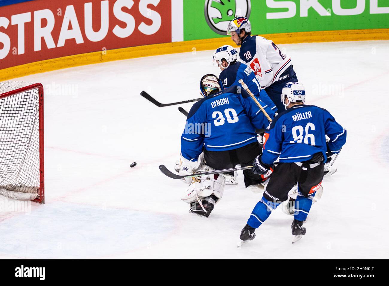 13.10.2021, Zug, Bossard Arena, CHL: EV Zug - Red Bull Munich, # 28 ...