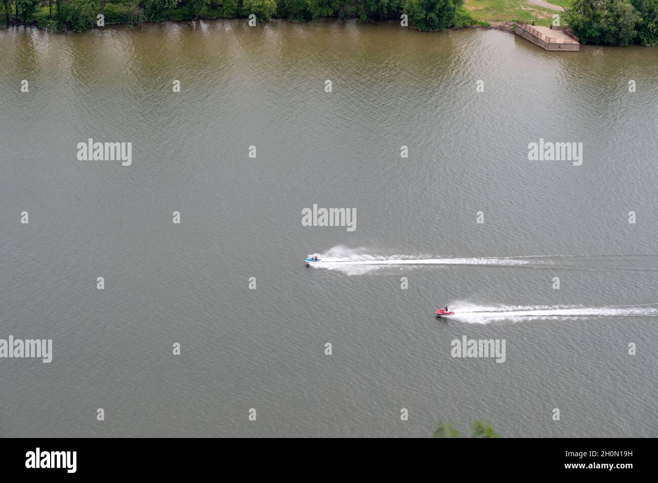 Two motor boats hi-res stock photography and images - Alamy
