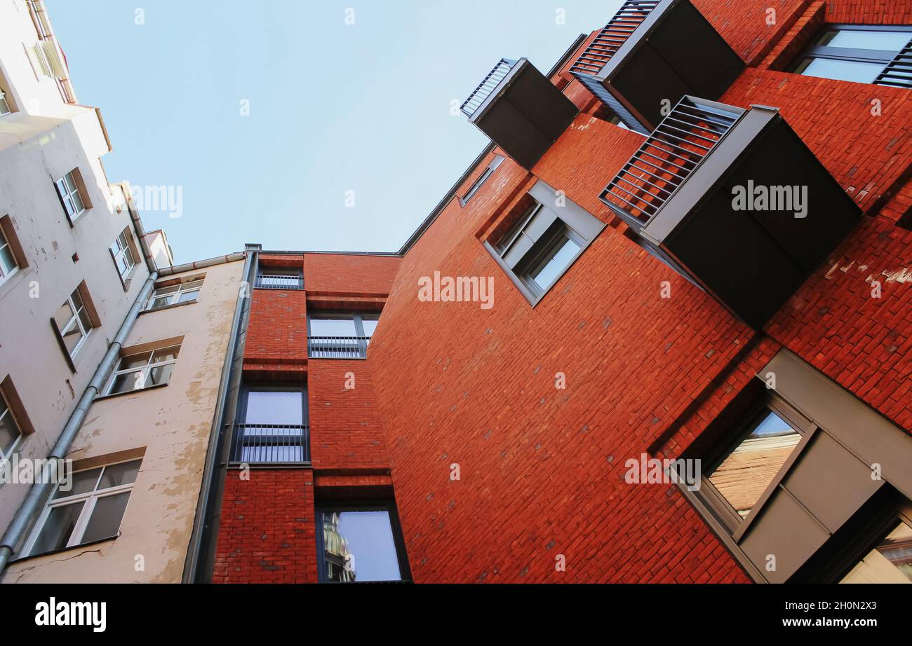 Geometric architecture color hi-res stock photography and images - Alamy