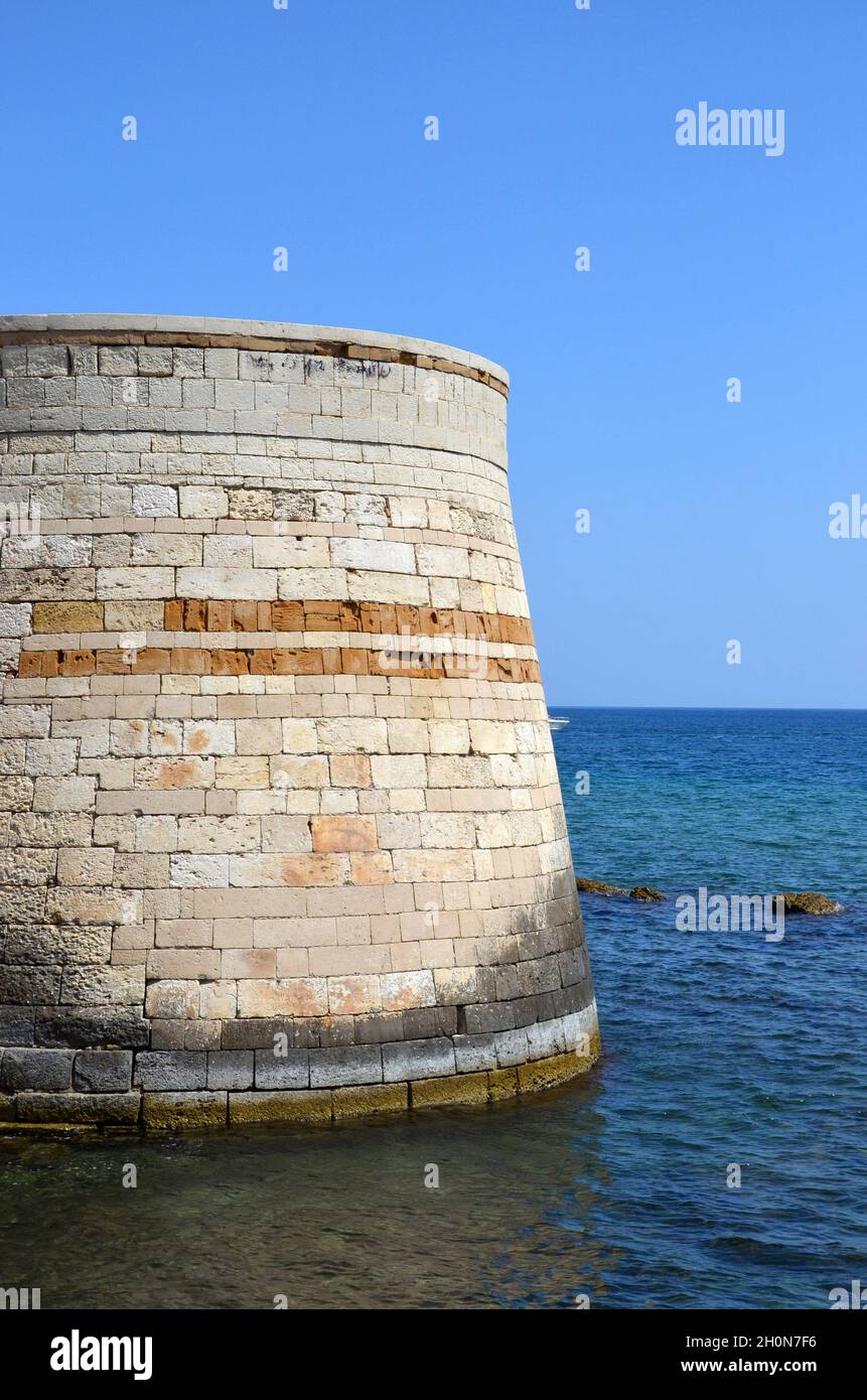 Some photos from the beautiful city of Syracuse, ancient Greek colony ...