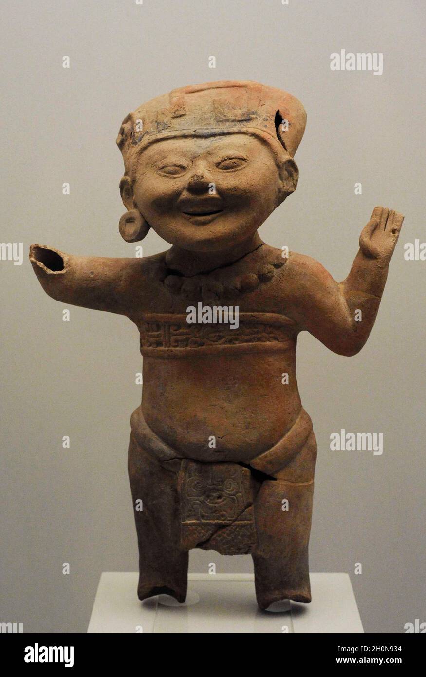 Smiling figurine mexico hi-res stock photography and images - Alamy