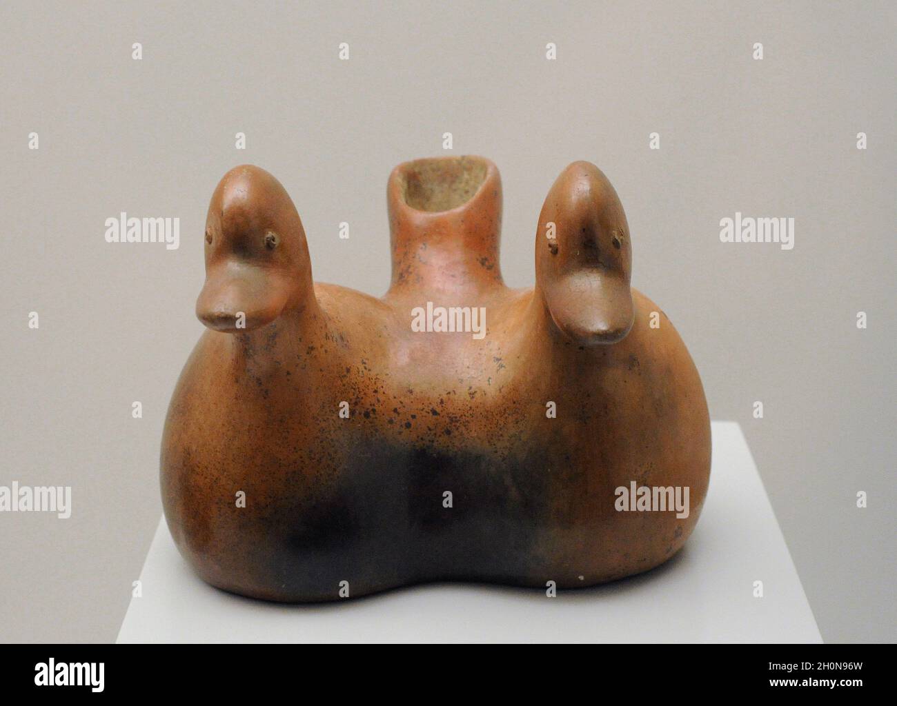 Geminated vessel depicting ducks. Ceramic. Colima style. Early-Middle ...