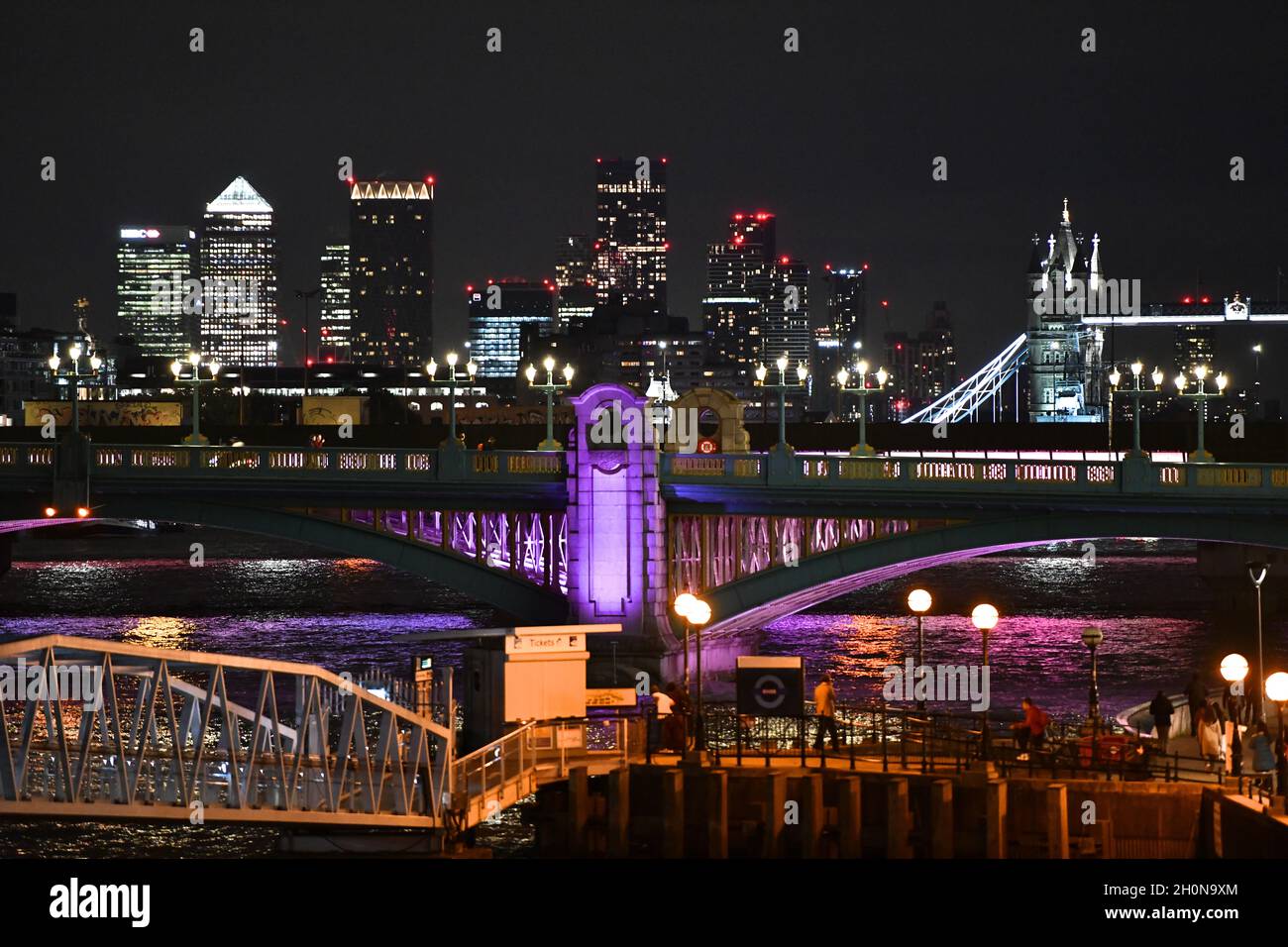 Night view of London skyline Stock Photo - Alamy