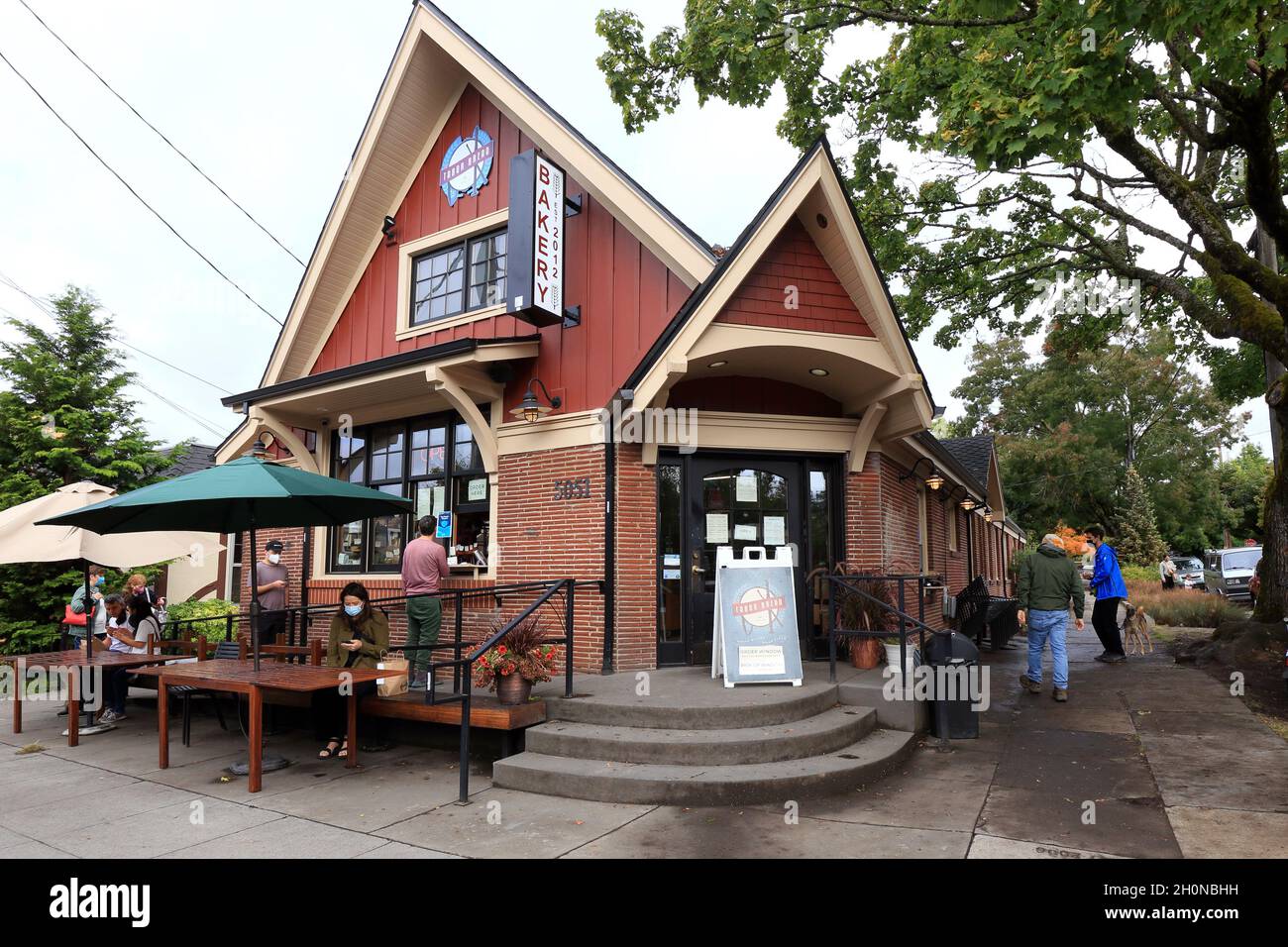 Tabor Bread, 5051 SE Hawthorne Blvd, Portland, Oregon. exterior ...