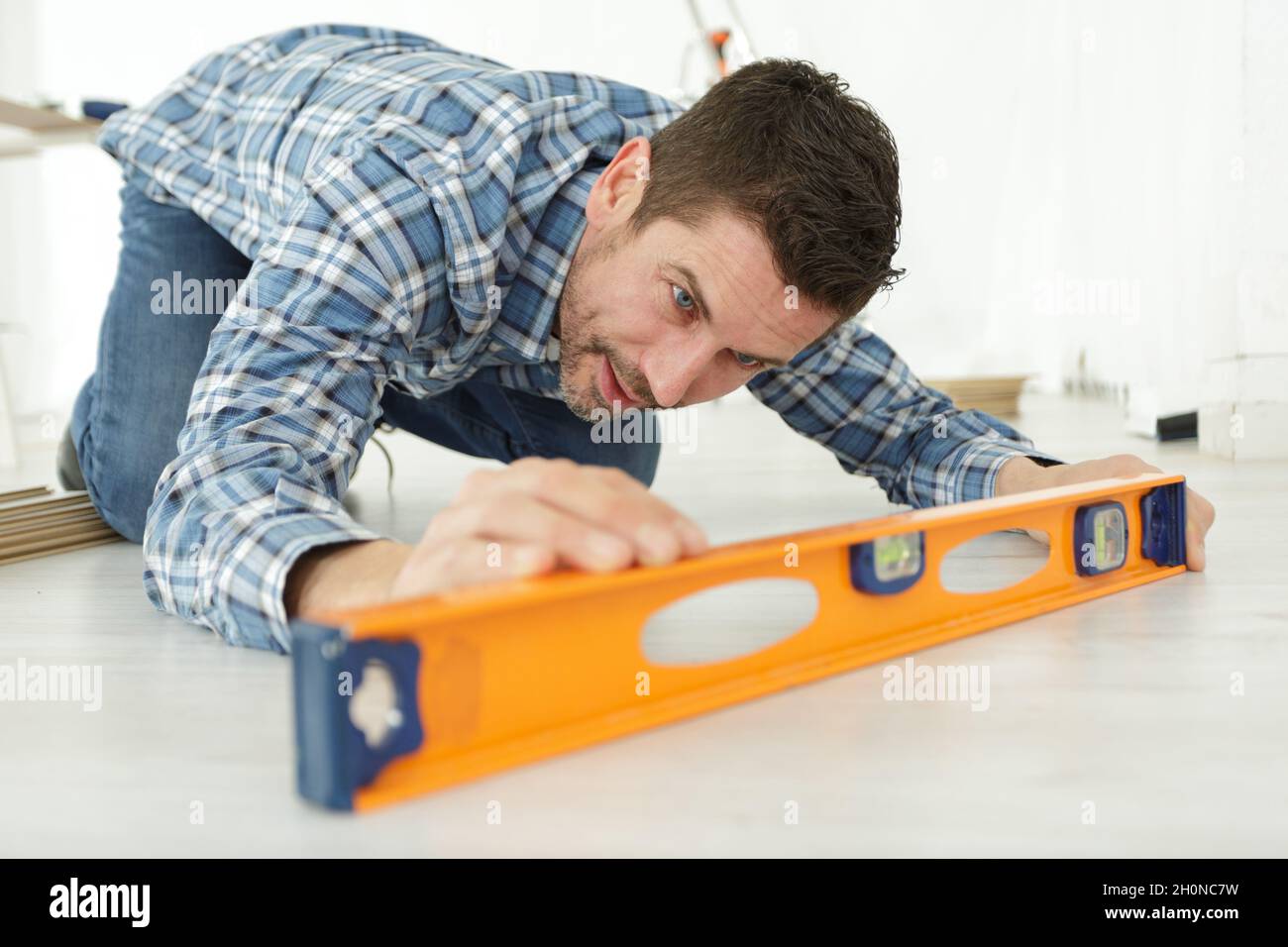 Checking level concrete floor hi-res stock photography and images - Alamy