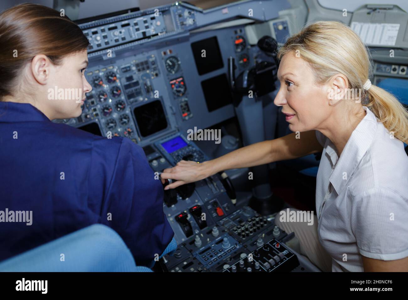 Woman pilot training hi-res stock photography and images - Alamy