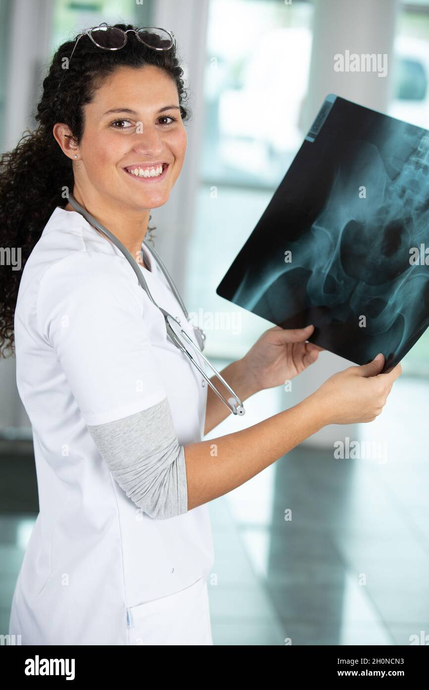 female medical doctor looking at x-rays in a hospital Stock Photo - Alamy