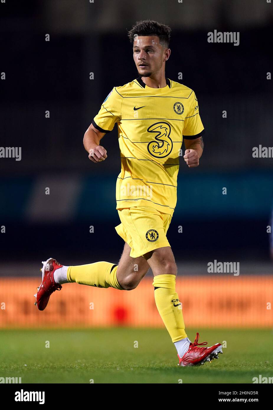 Chelsea's George McEachran during the Papa John's Trophy Southern ...