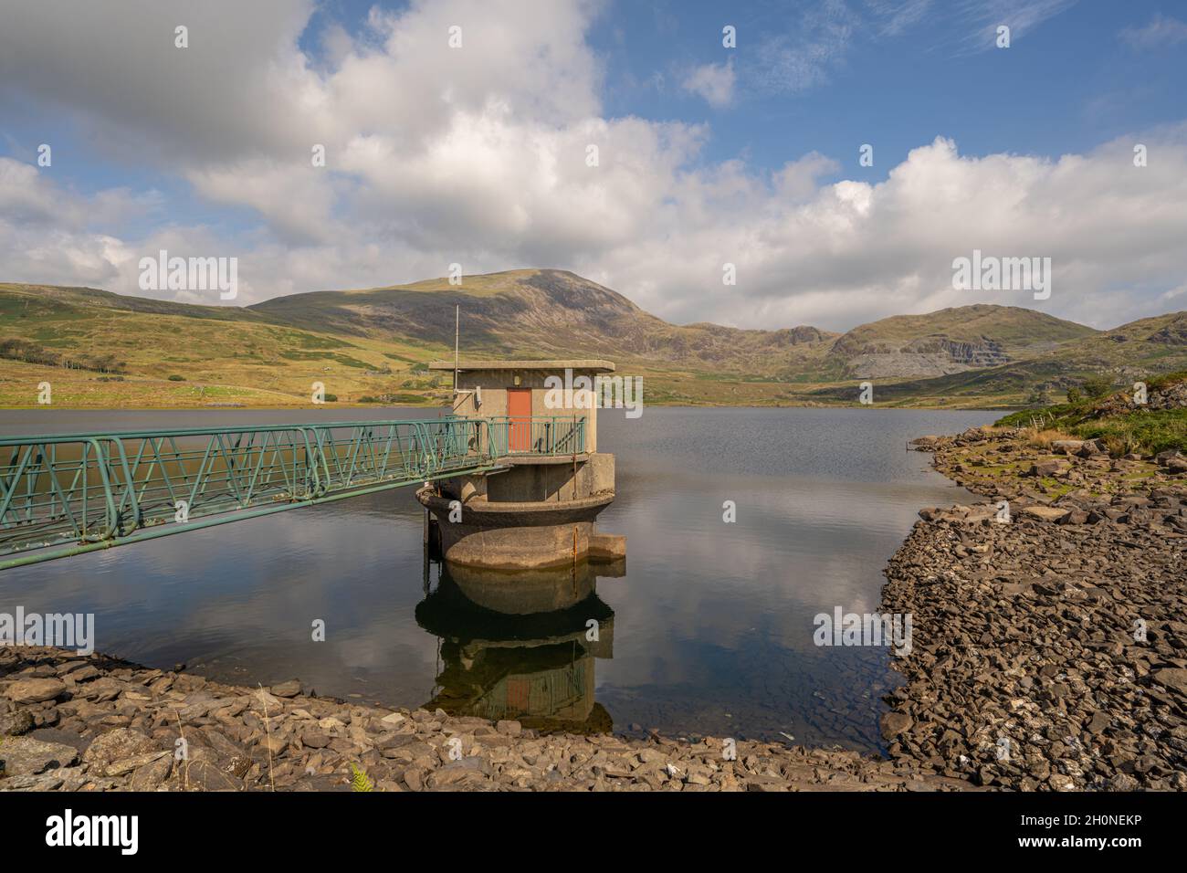 Llyn Cwmystradllyn reservoir in the hills of snowdonia near Porthmadog ... Llyn Cwmystradllyn reservoir in the hills of snowdonia near Porthmadog ...