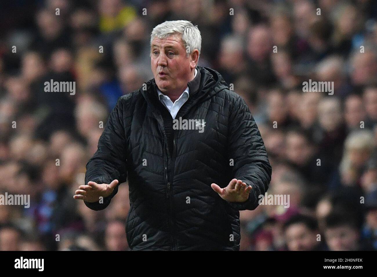 Steve bruce manager aston villa hi-res stock photography and images - Alamy